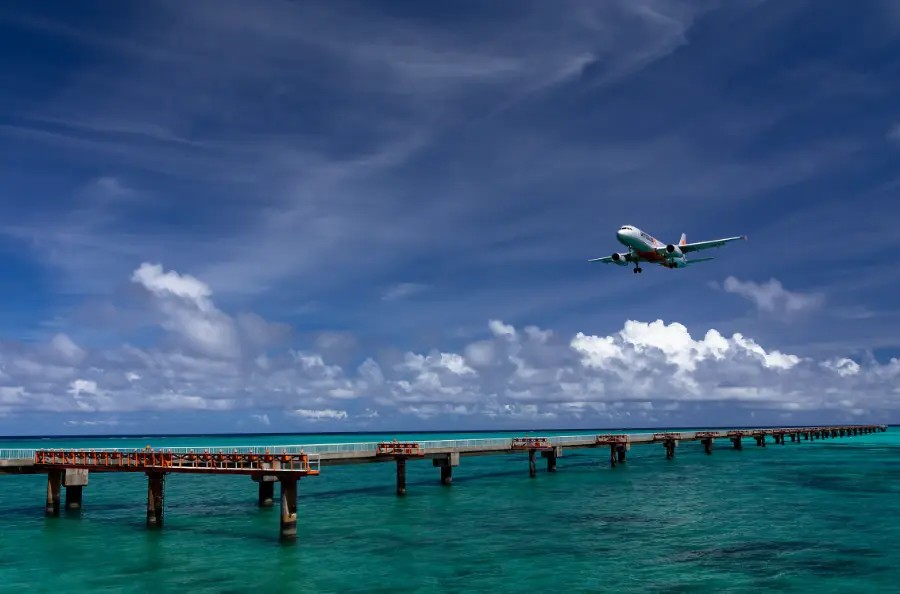 佳能EOS R7评测：高性能APS-C无反相机深度分析